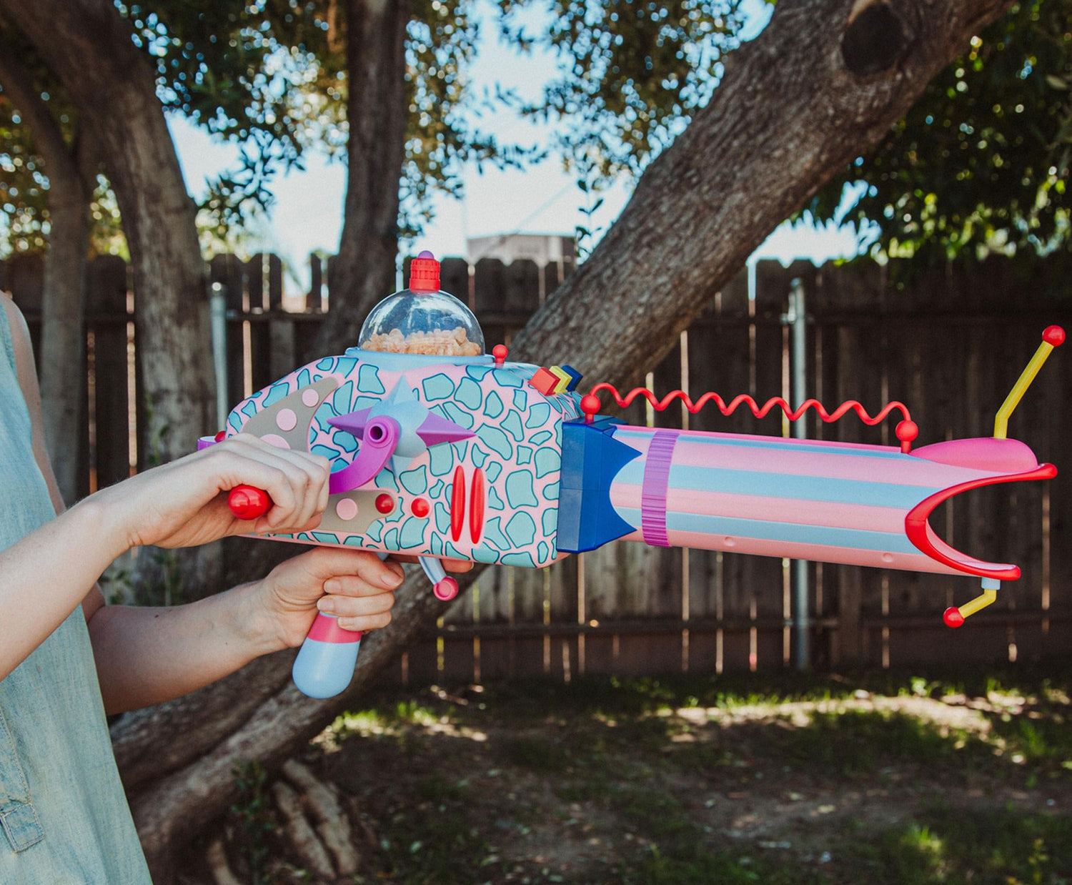 Killer Klowns Popcorn Bazooka Electronic Replica | Free Shipping